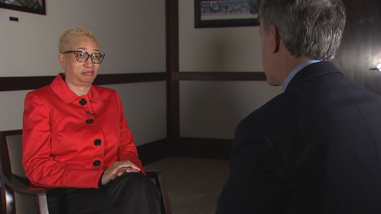 'Embarrassing': Woman says lender sued her over timeshare payment for ...