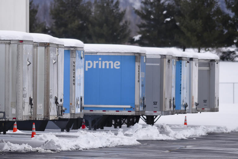 Amazon offers a durable rubber boot tray for $17 to tackle winter mess