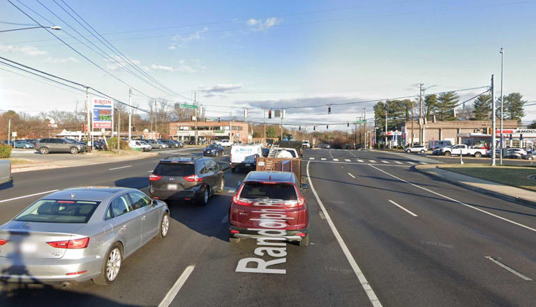 School bus with students aboard hit in Maryland, suspect flees (DEVELOPING)