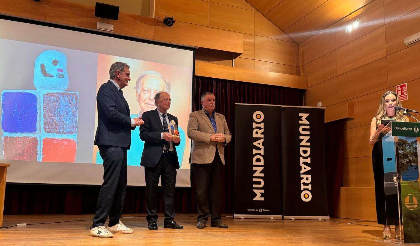 José Castro recibe el IV Premio Mundiario de Periodismo por su ...