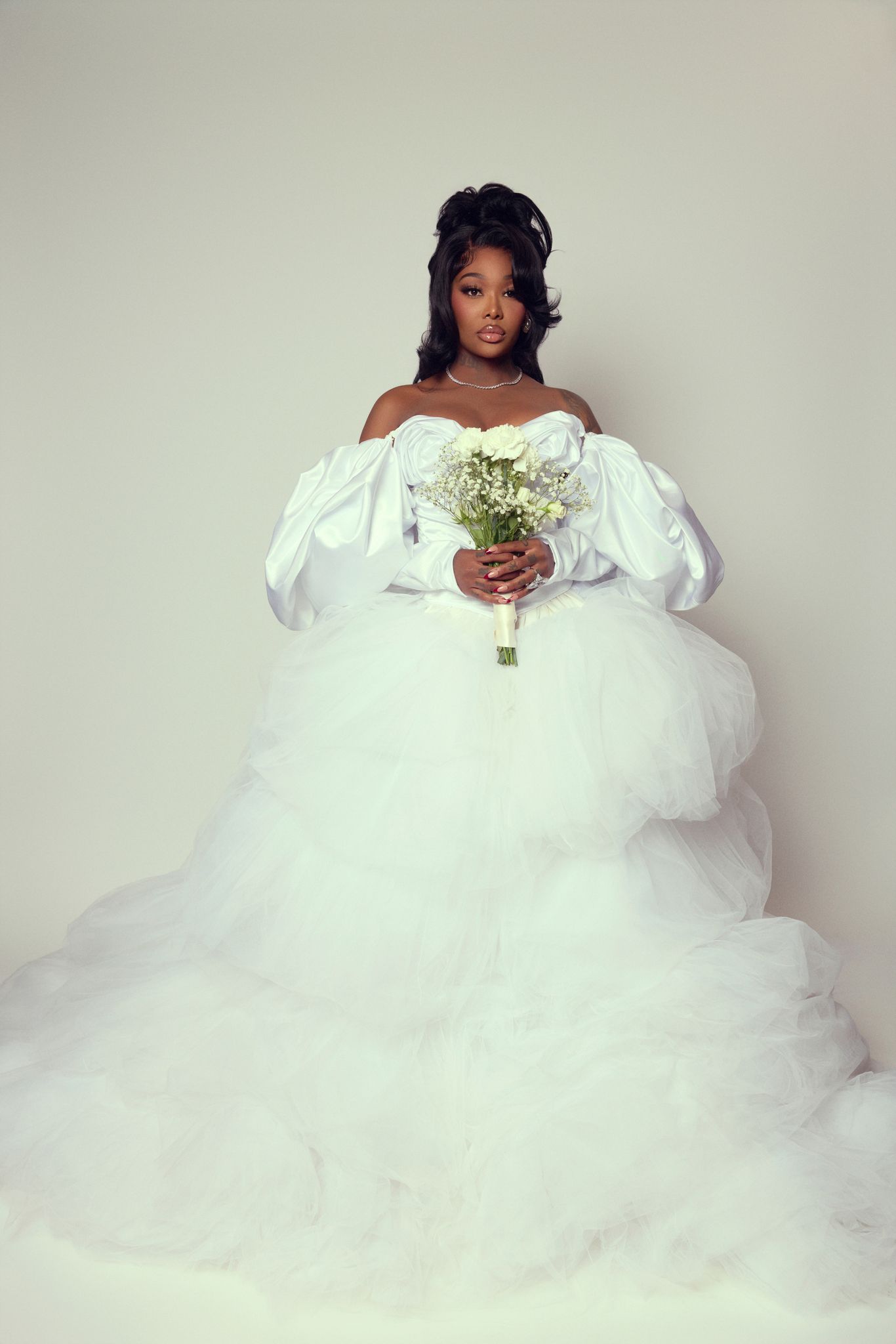 Summer Walker announces tour with Monaleo and Odeal