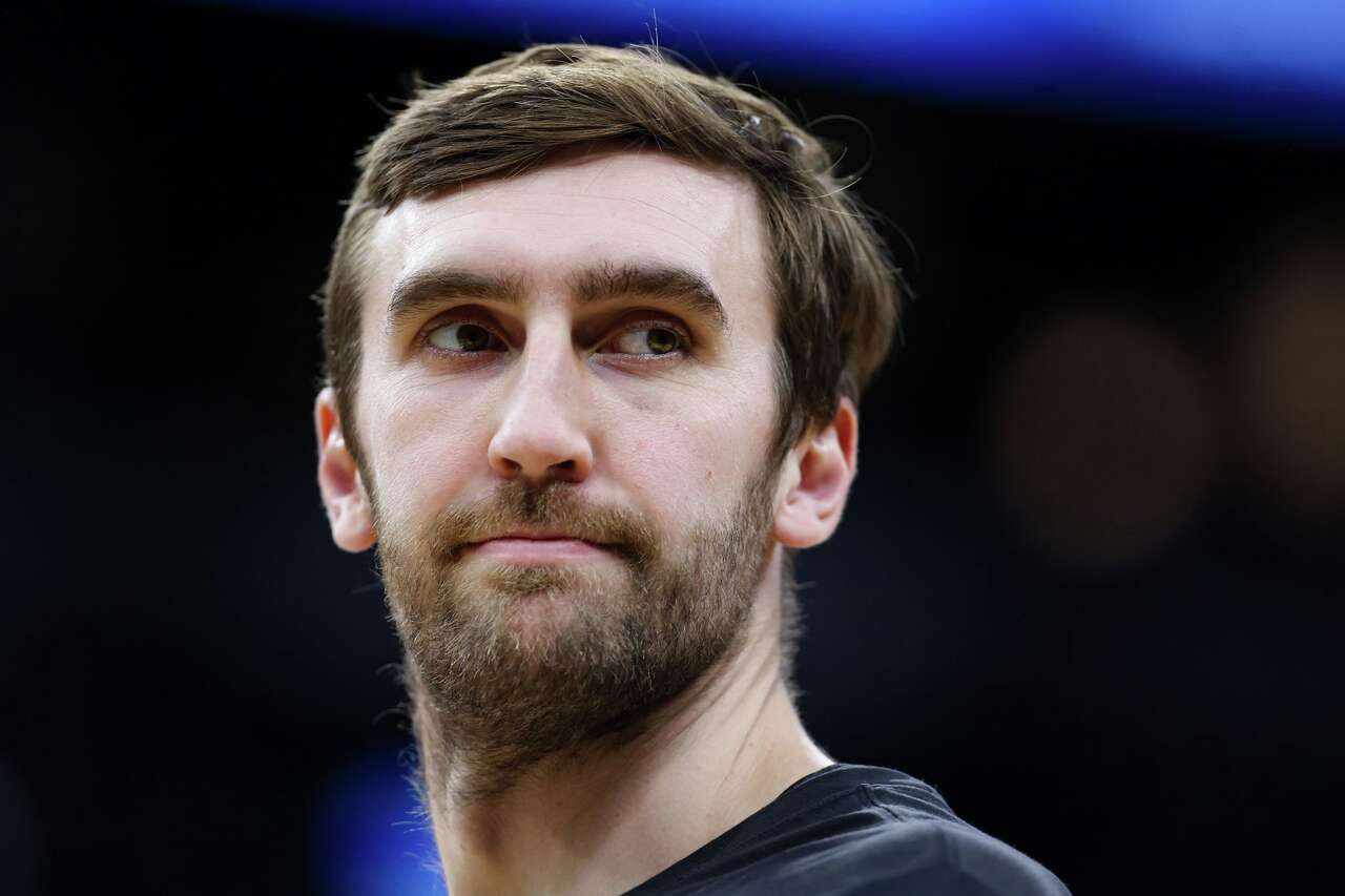 Spurs backup center Luke Kornet ruled out against Utah with groin injury