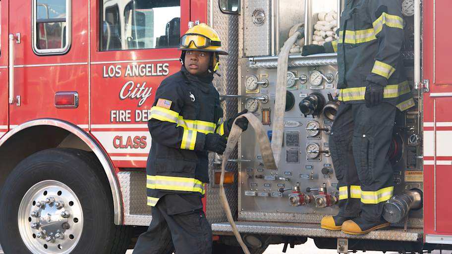 911 season 9 episode 9 recap: Does Harry survive the fall?