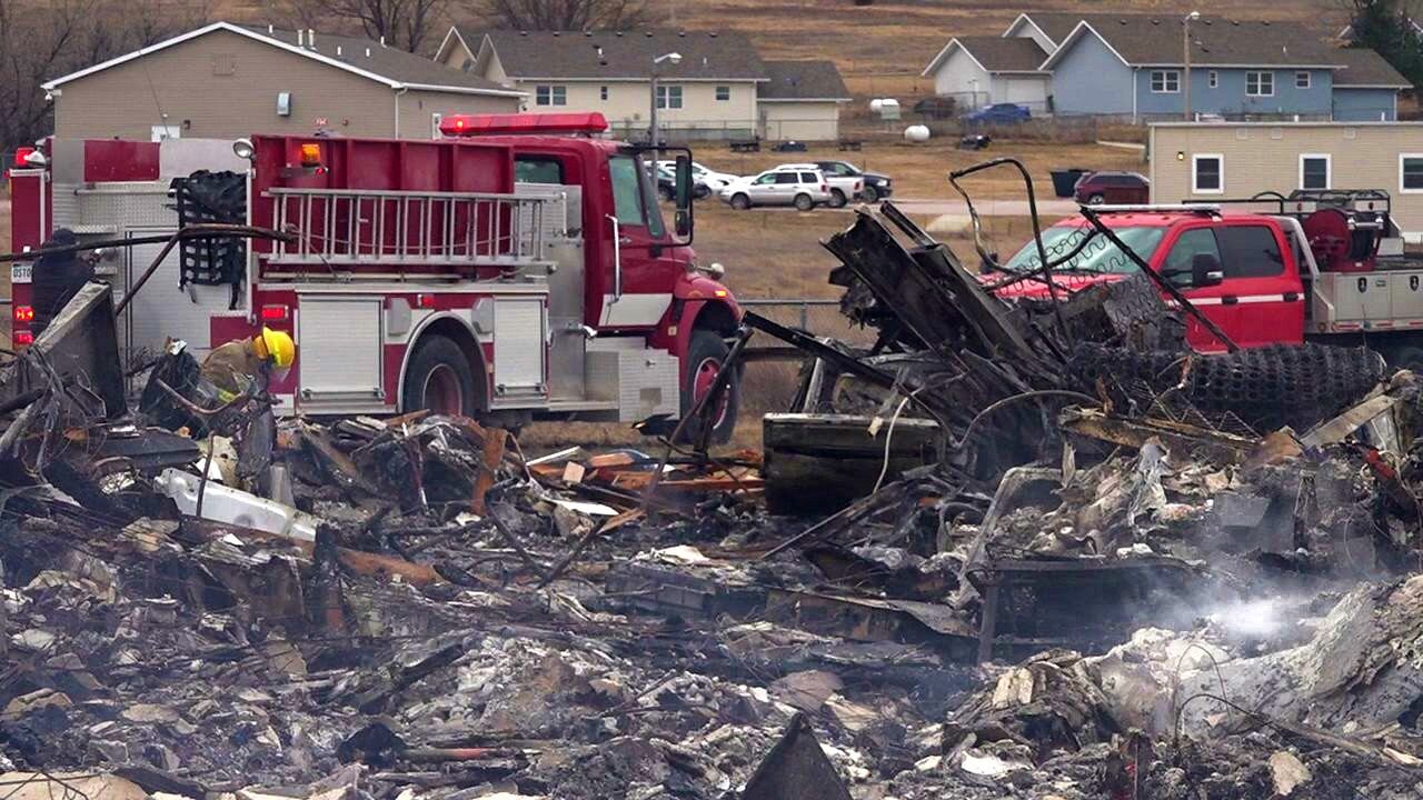 Community comes together to help 20 families following apartment fire ...