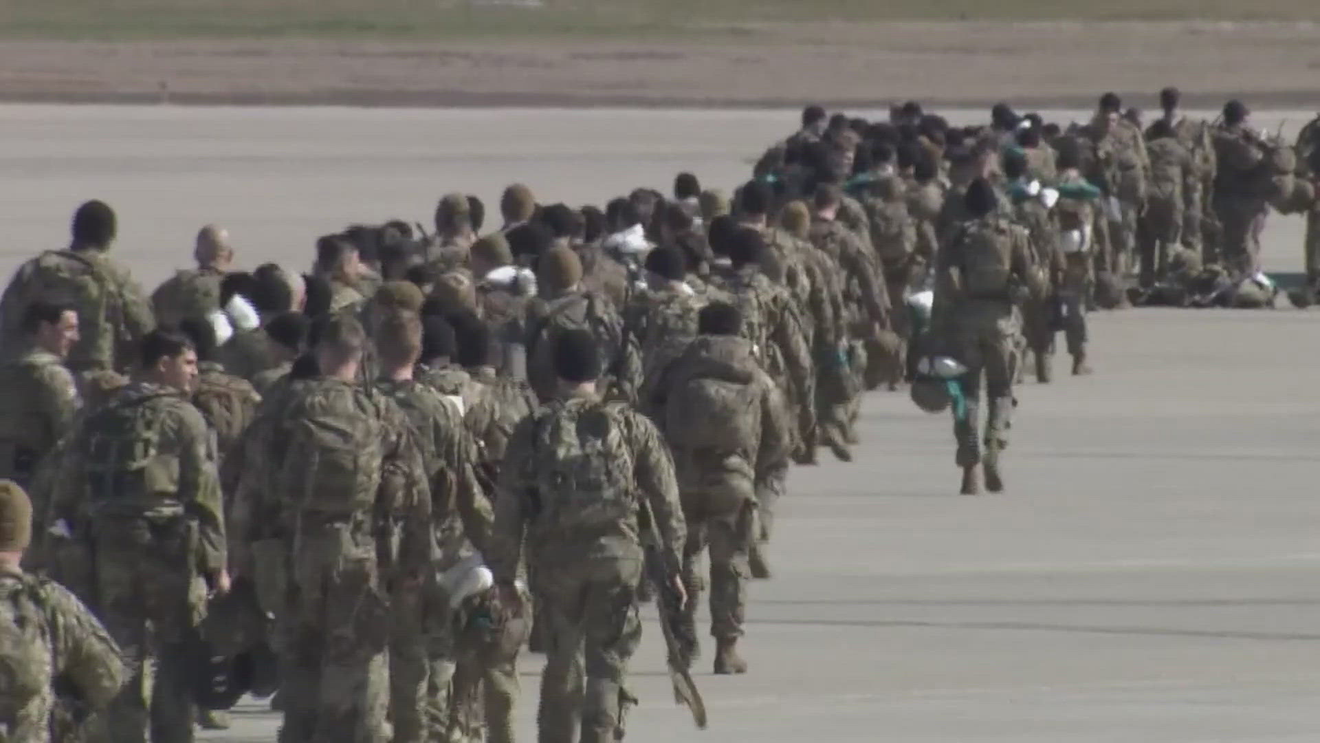 Pentagon orders active-duty military police at Fort Bragg to prepare ...