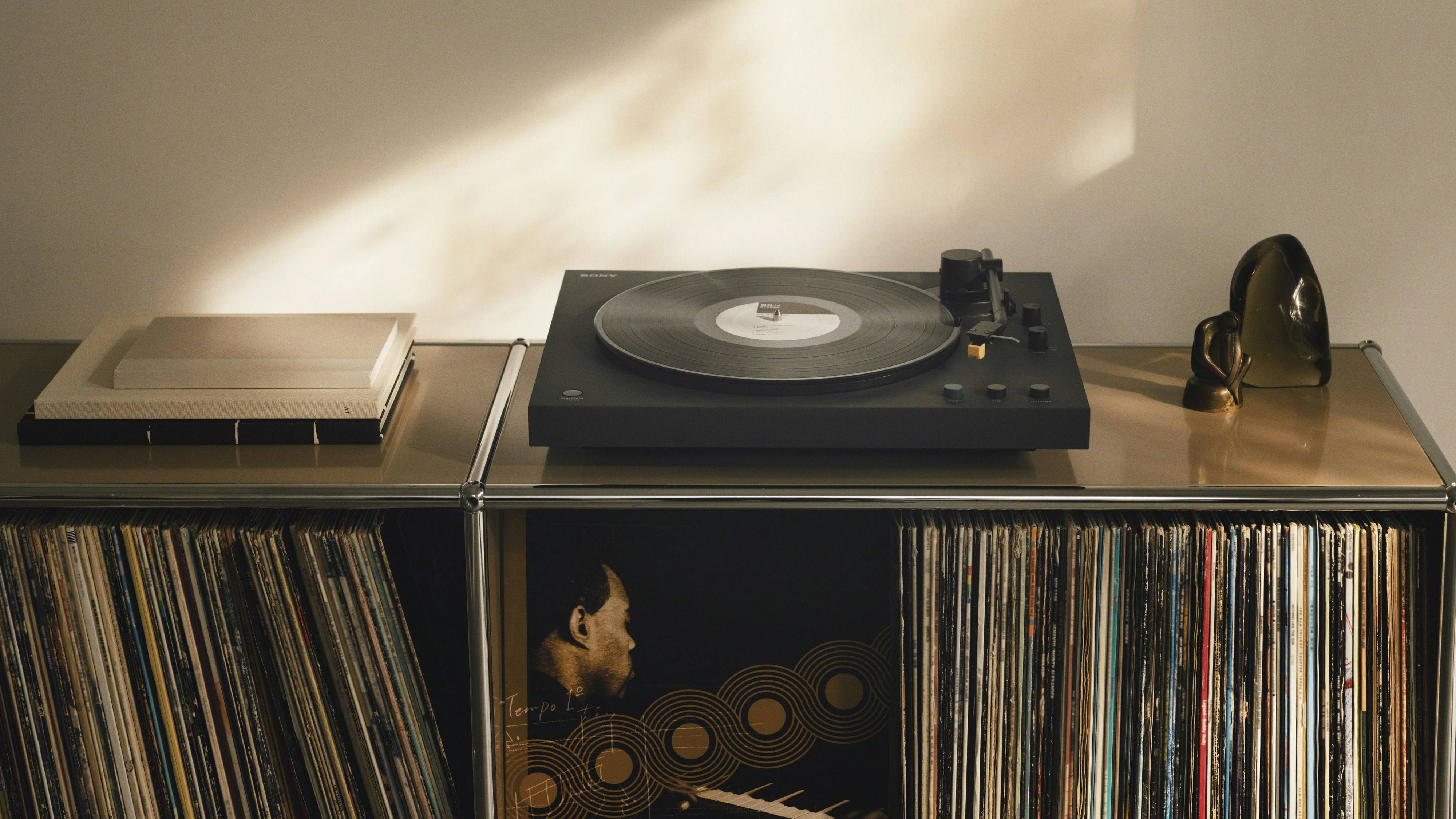 Neue Sony-Plattenspieler setzen auf Bluetooth