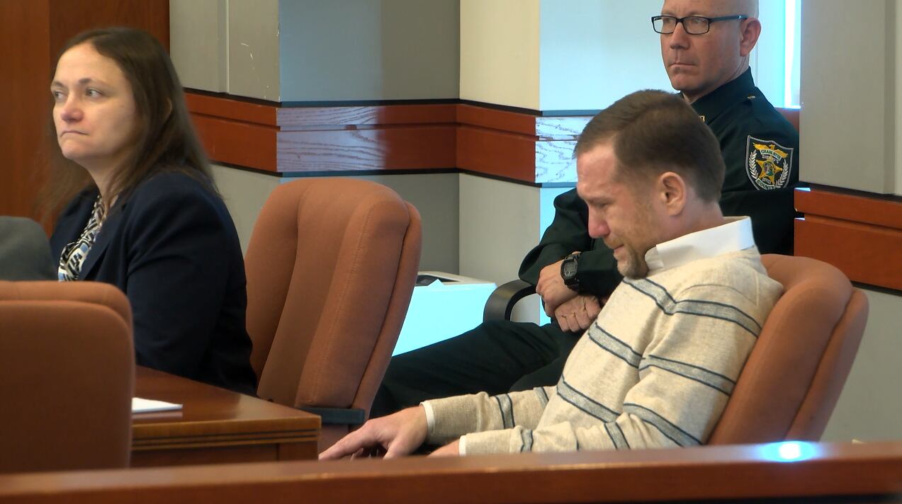 Former professional boxer going back to death row