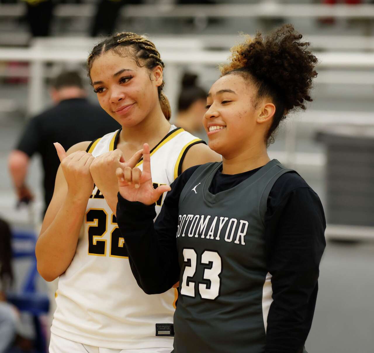 Jordan Pete's relentless drive carries Sotomayor girls basketball far