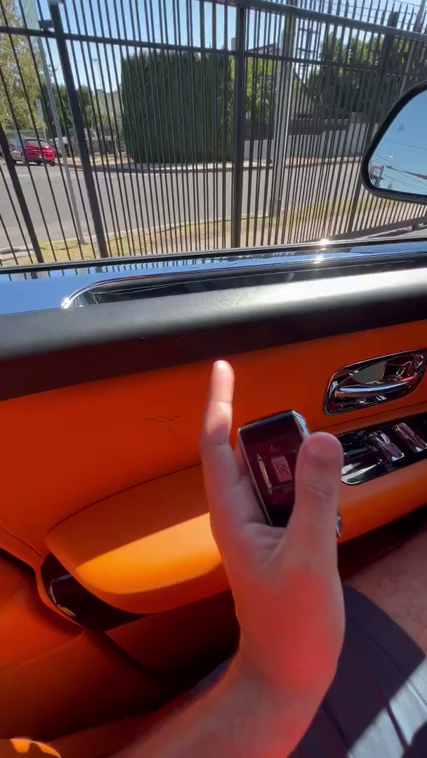 How many Rolls Royce logos inside