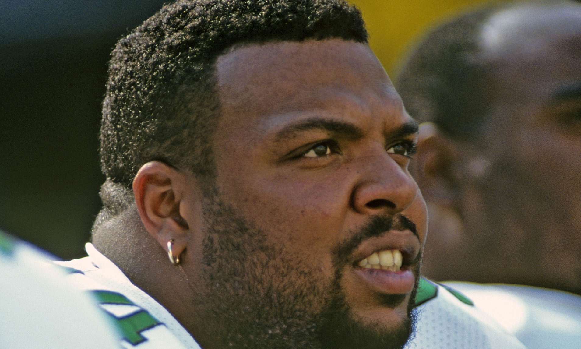 Homicide investigation launched after ex-Eagles player, 55, found dead ...