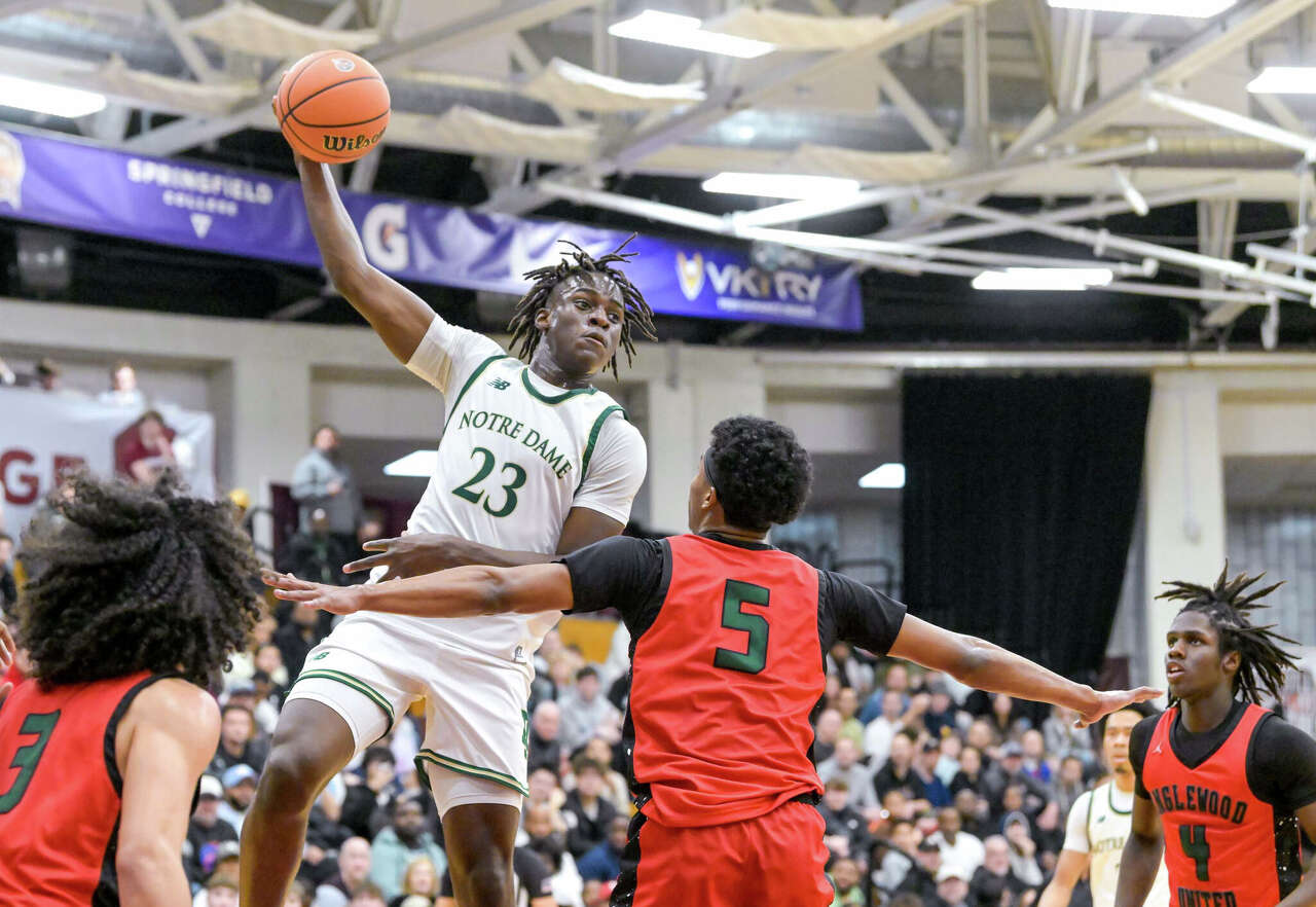 CT boys basketball star Abdou Toure suffers minor leg injury in ND-West ...