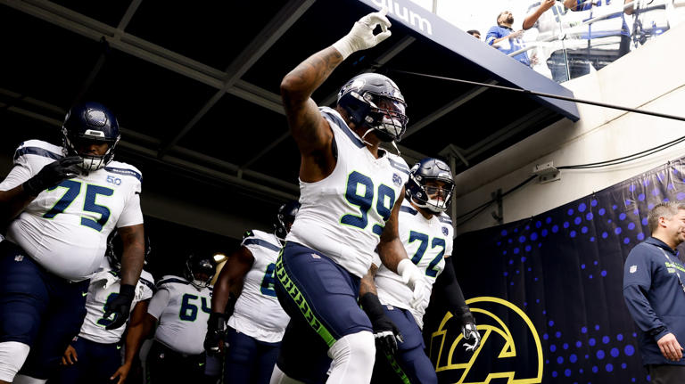 Seahawks star Leonard Williams issues blunt message on stopping Matthew ...