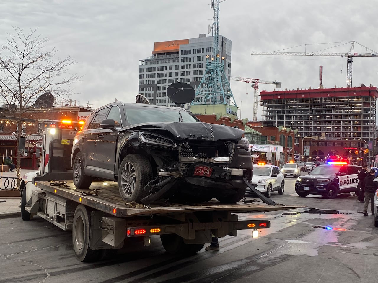 Calgary police charge tow truck company owner with fraud