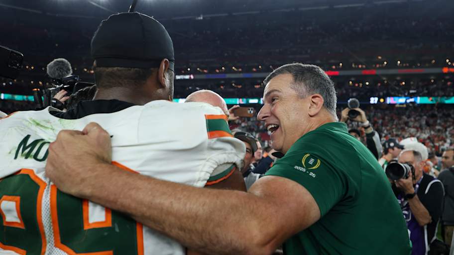 Miami gets major boost on defense with return of All-ACC lineman