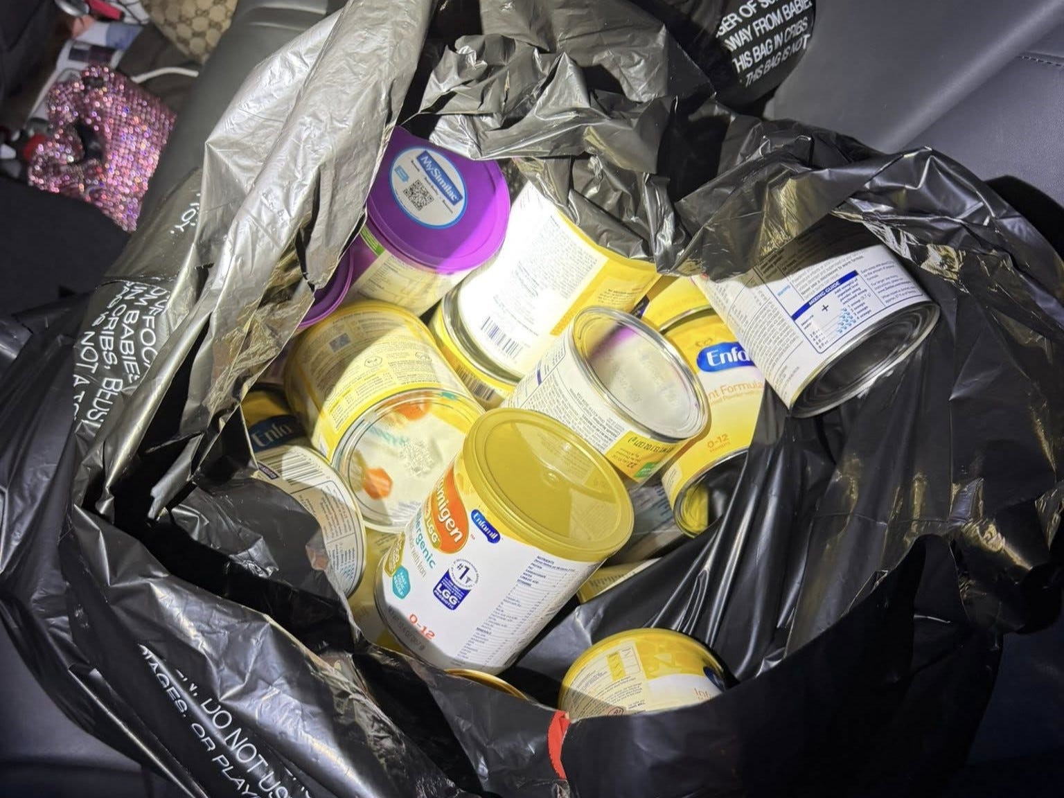 Two from Florida accused of stealing 160 cans of baby formula