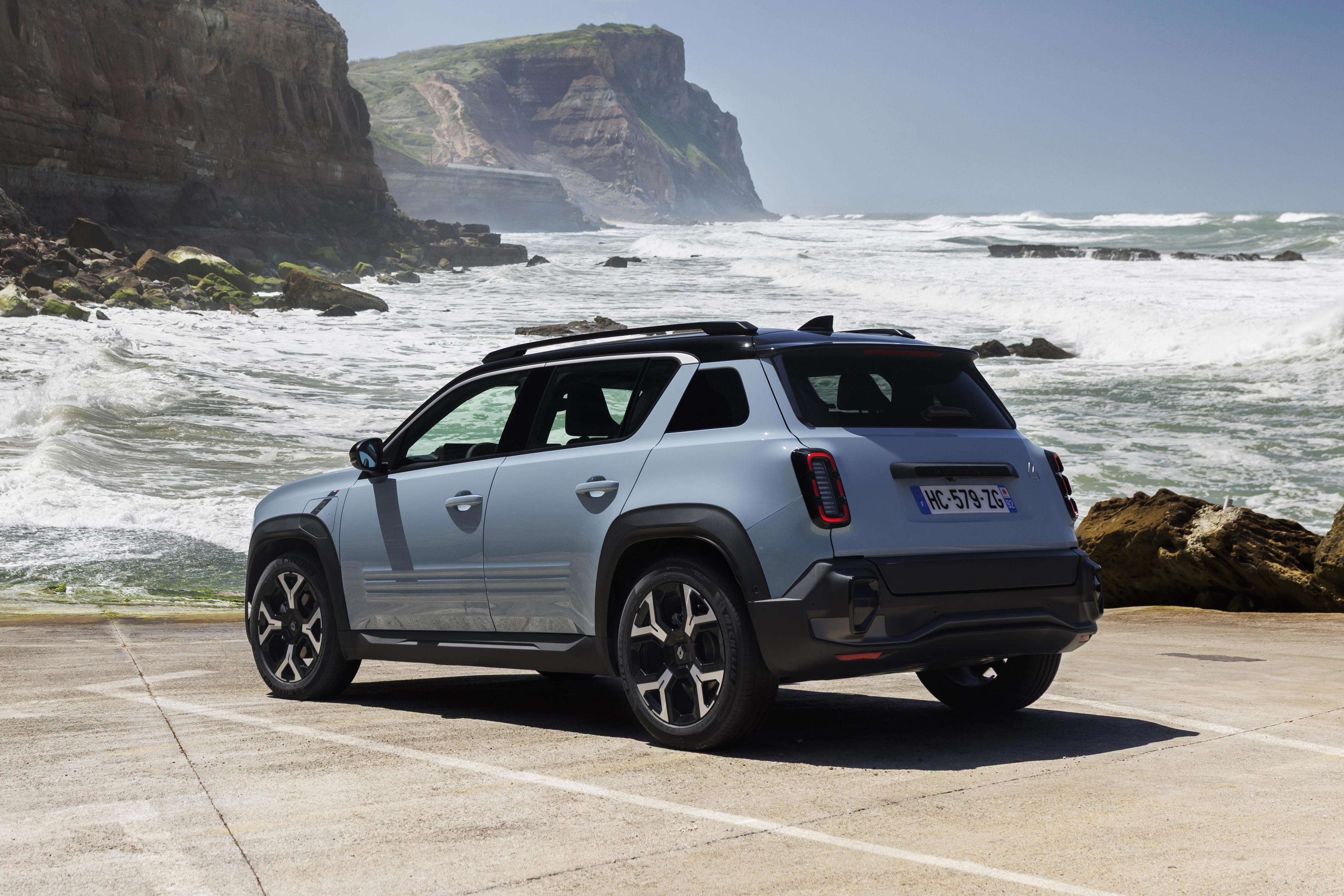 Renault's electric car division to be plugged back into core business ...