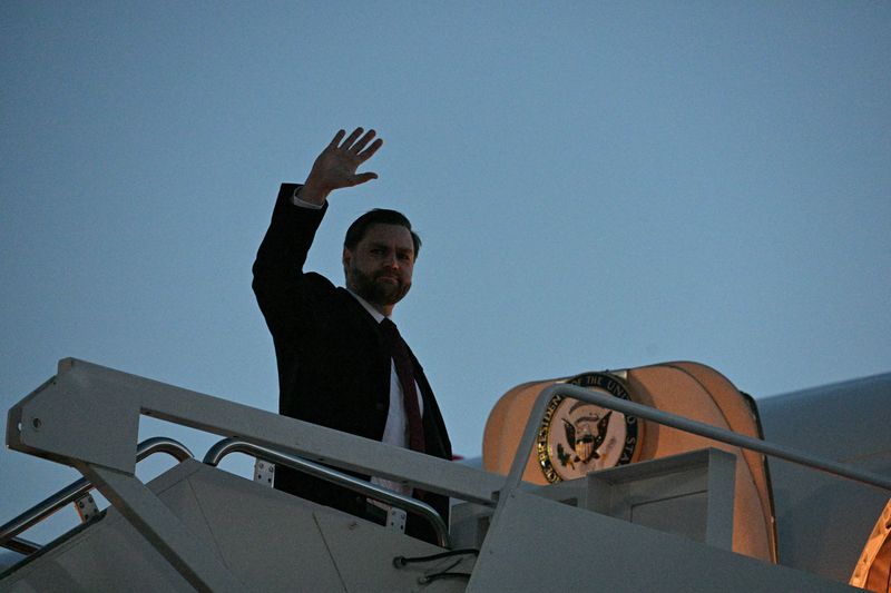 Vance heads to Minnesota as tensions rise after school says children ...