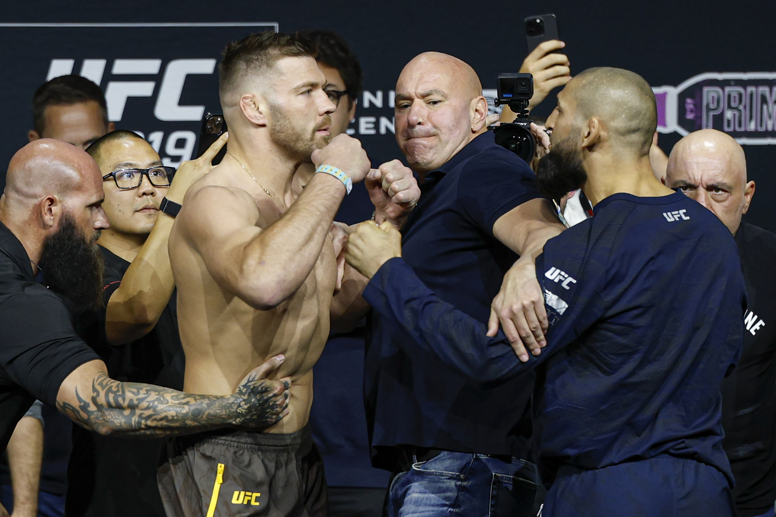 Dricus Du Plessis vows evolution after title loss to Khamzat Chimaev