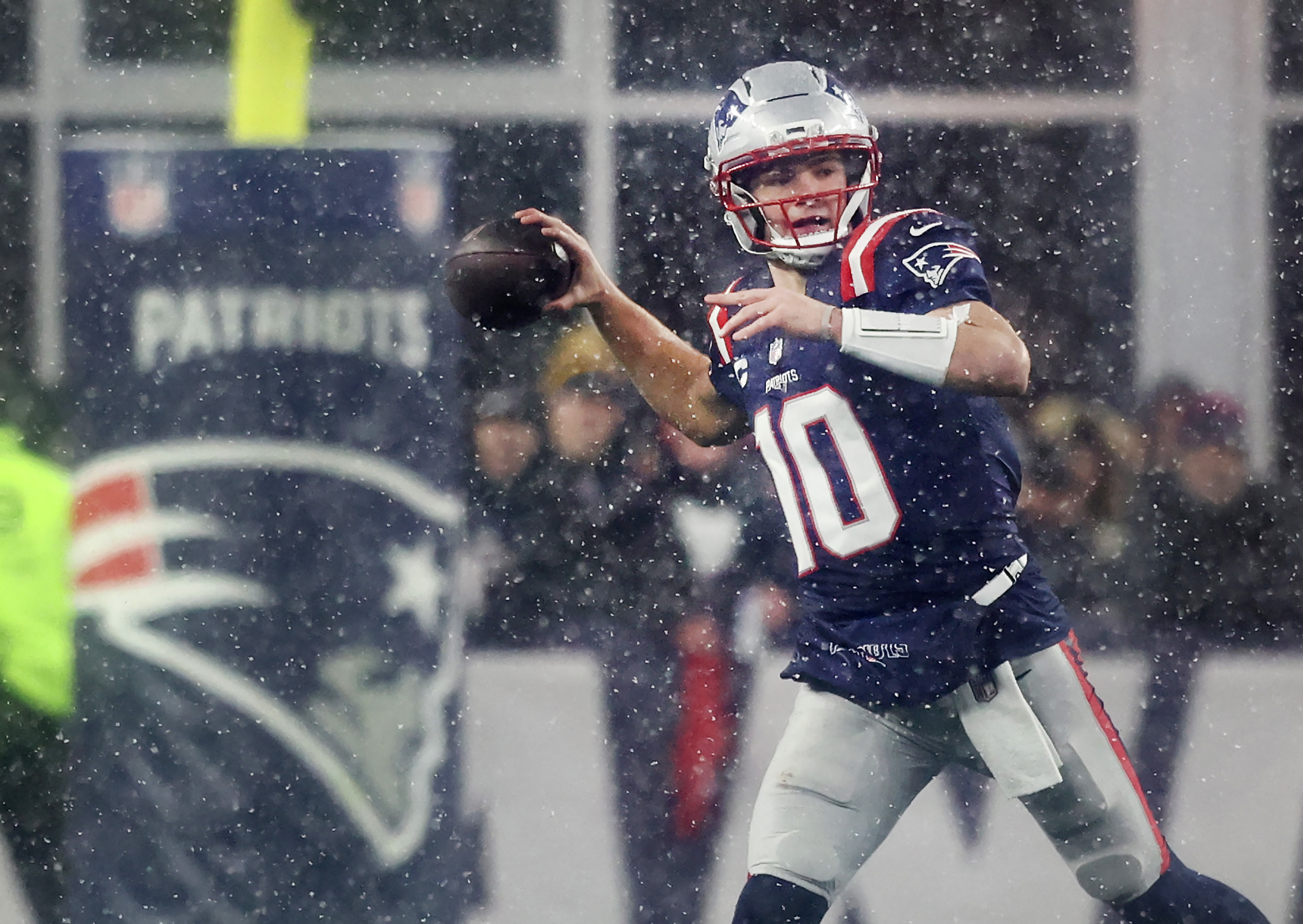 Patriots have high expectations for Drake Maye despite recent fumbling woes