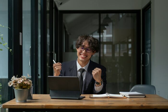 35 extremely overrated adult goals people chase that are a waste of time