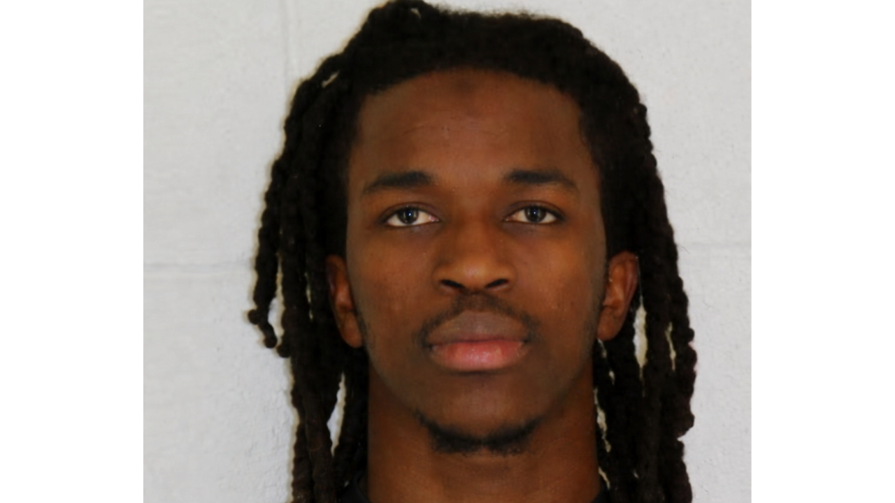 Missouri man sells a car to eight people on Facebook, then steals it ...