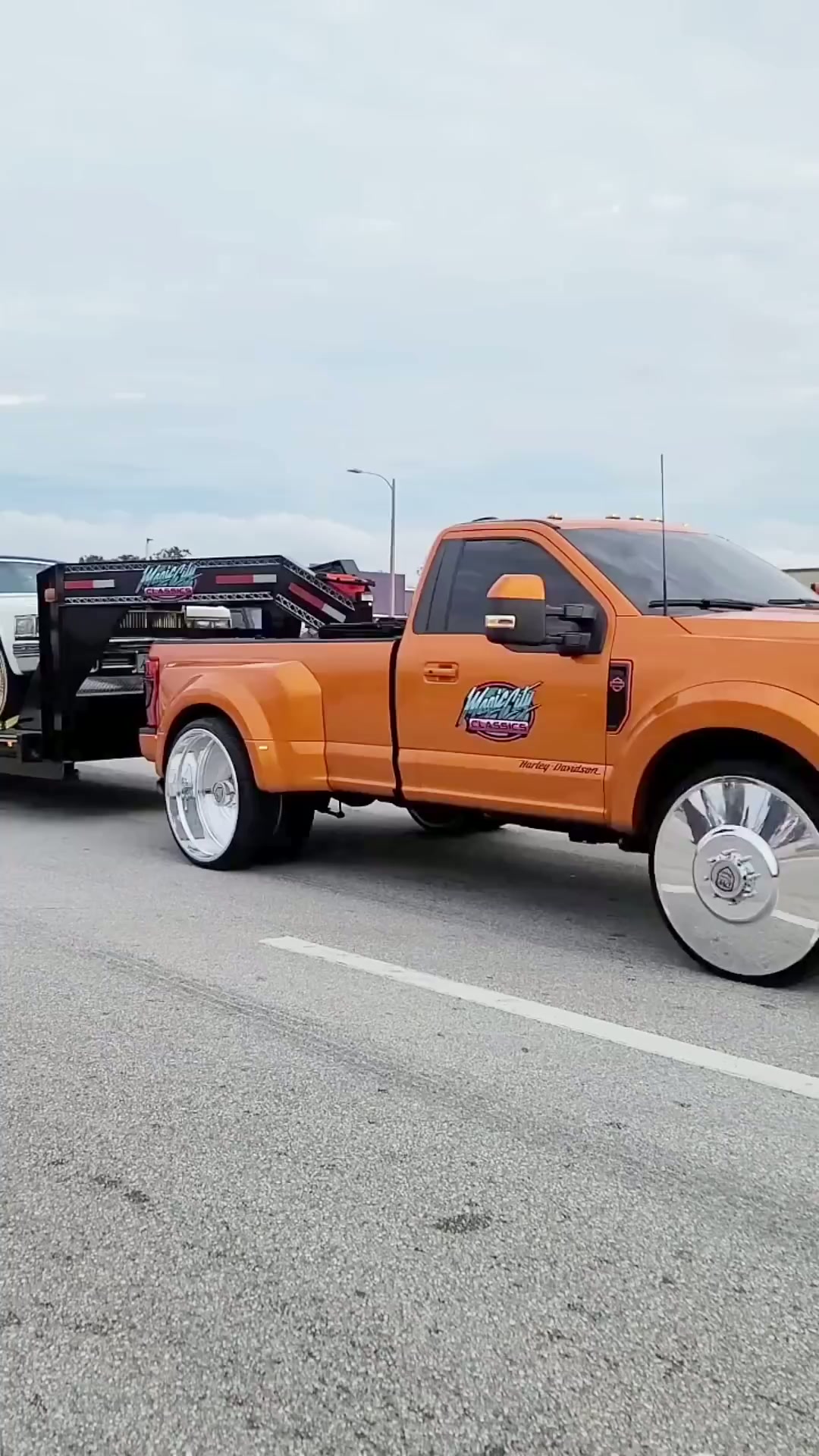 Ford Dually Truck on 30's Pullin Cadillacs on 24's Gold Daytons