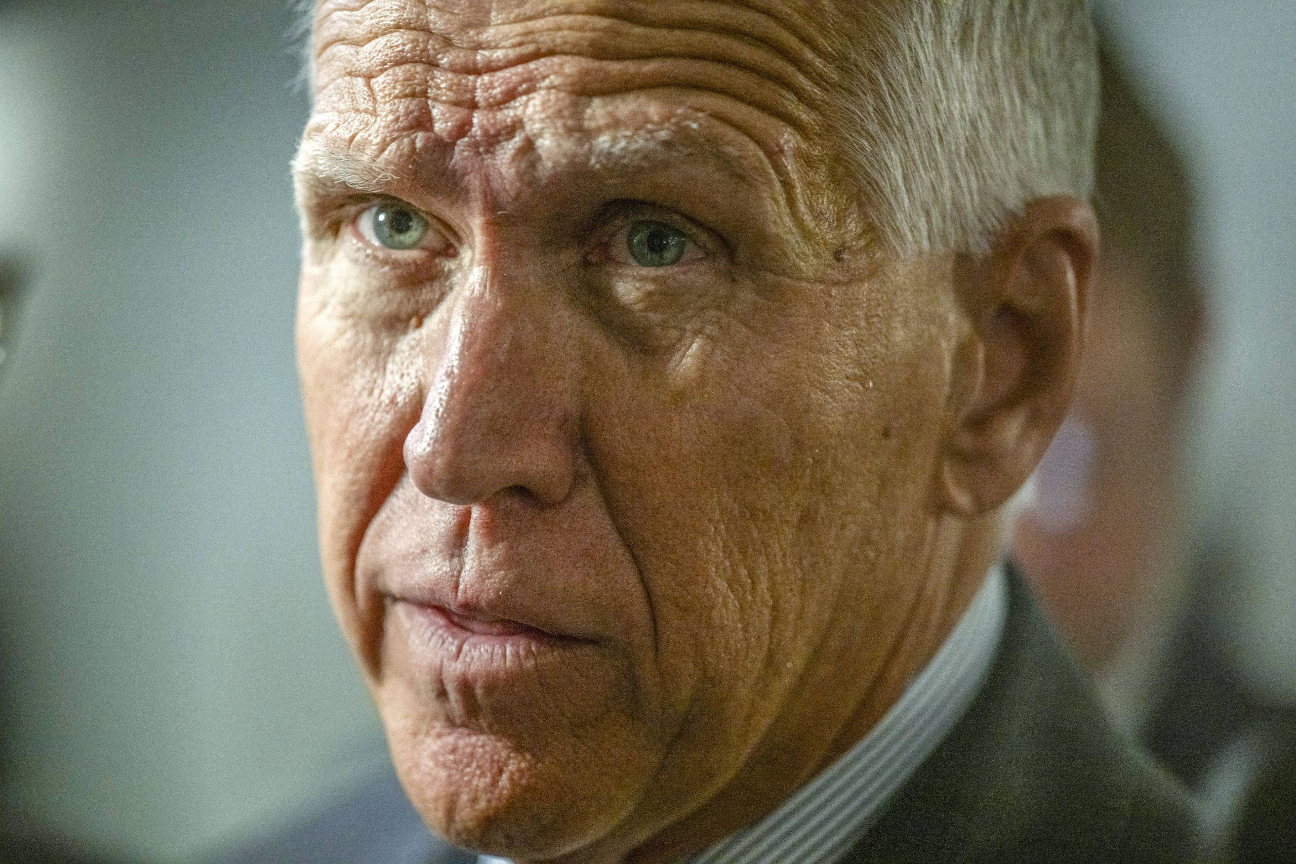 Republican senator rips Trump pardons: 'We let bad people go'