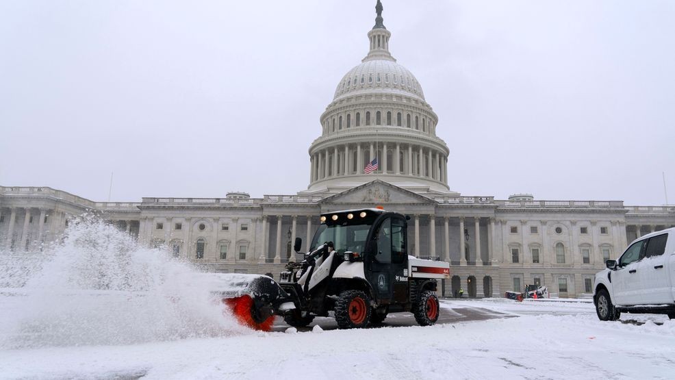 Snow in DC: Shelters opening, road preparations and safety checklist