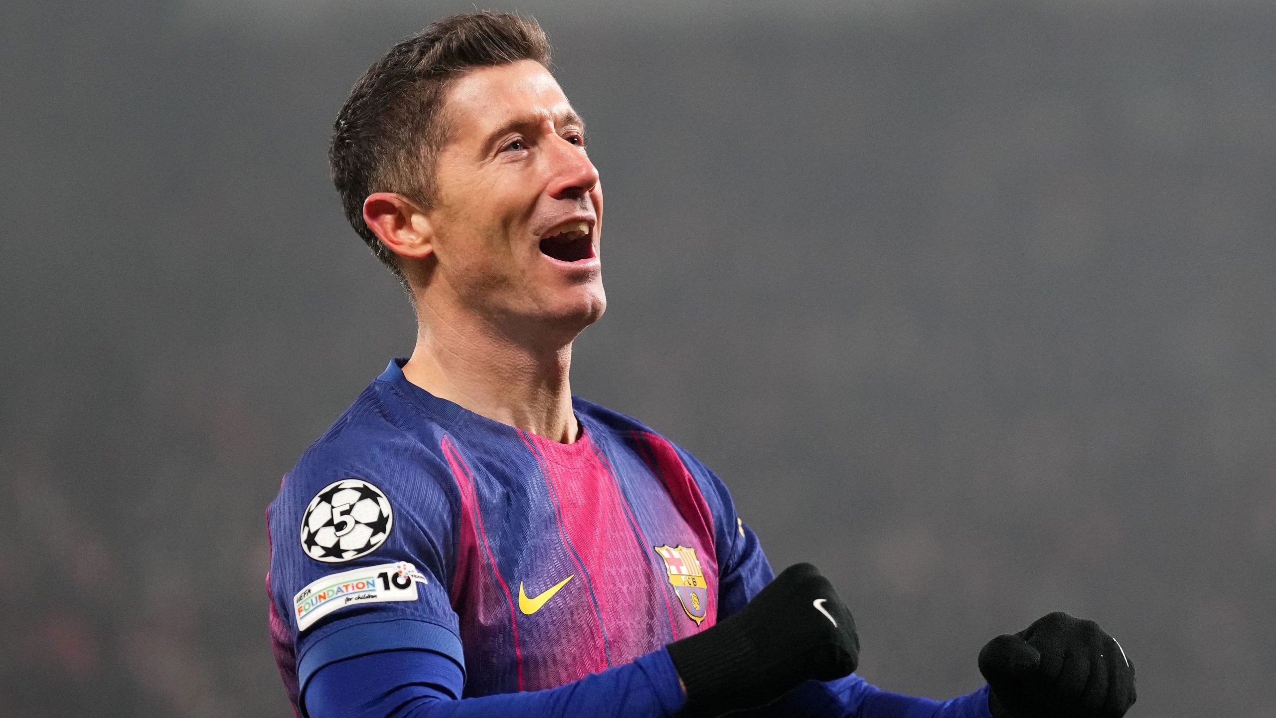 Ronaldo, Kane ... Lewandowski? Barcelona star now part of exclusive ...
