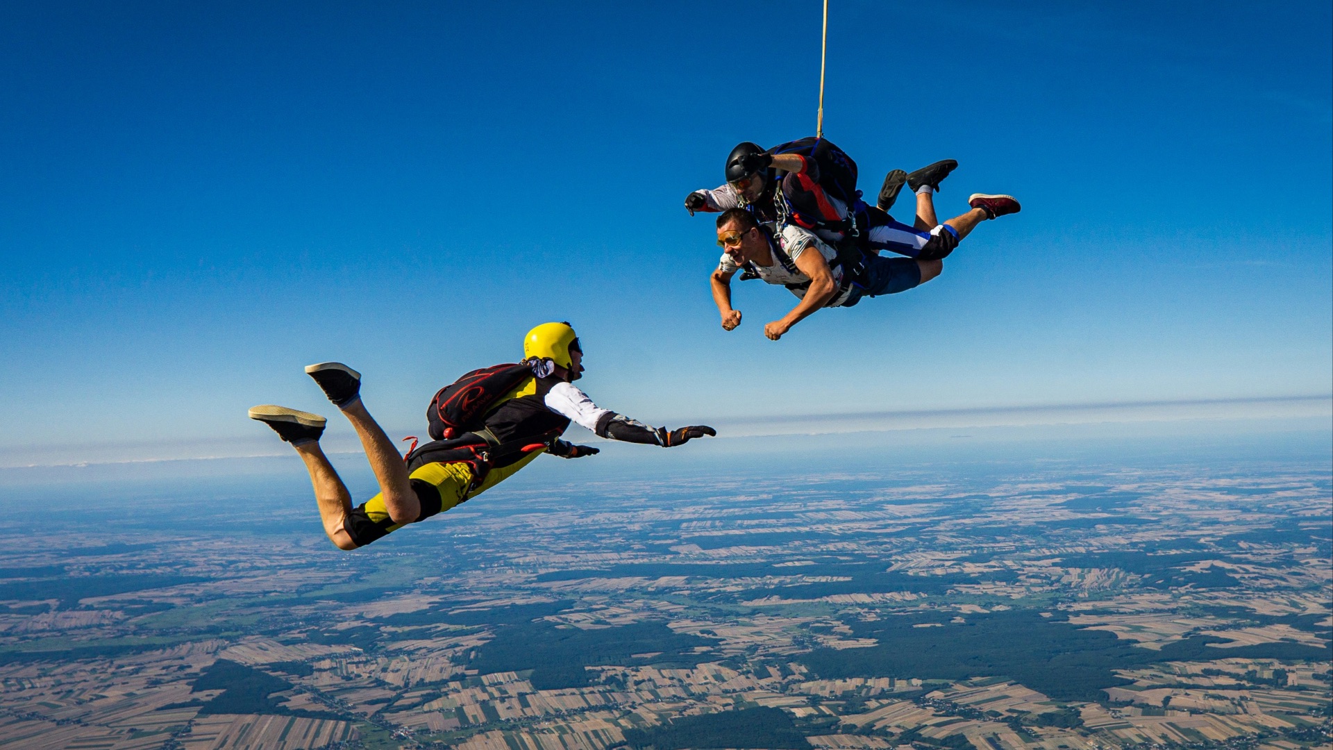 10 dangerous hobbies that harm your health & 10 healthy ones that boost ...