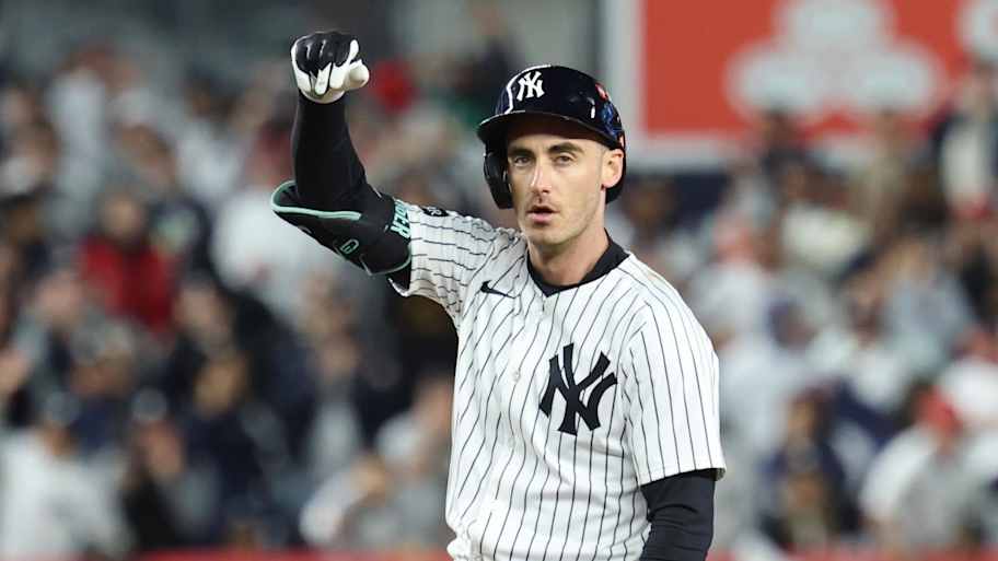 Cody Bellinger re-signs with New York Yankees, his top 3 rookie cards