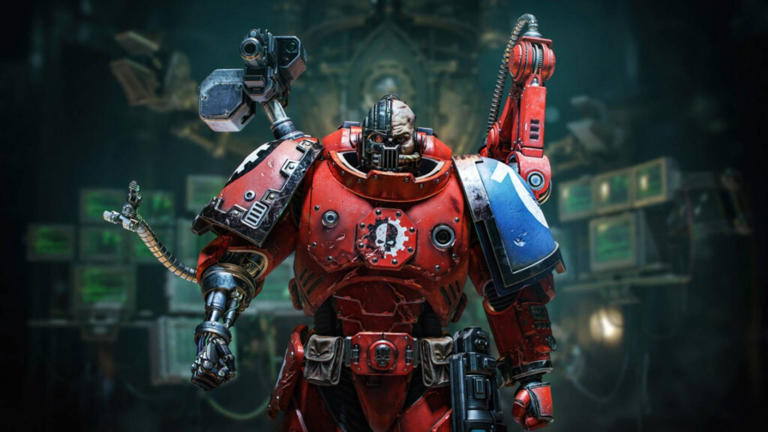Warhammer 40K Space Marine 2's techmarine can perform automatic gun strikes