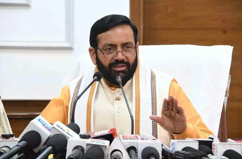 Saini inaugurates synthetic hockey ground at Kurukshetra varsity