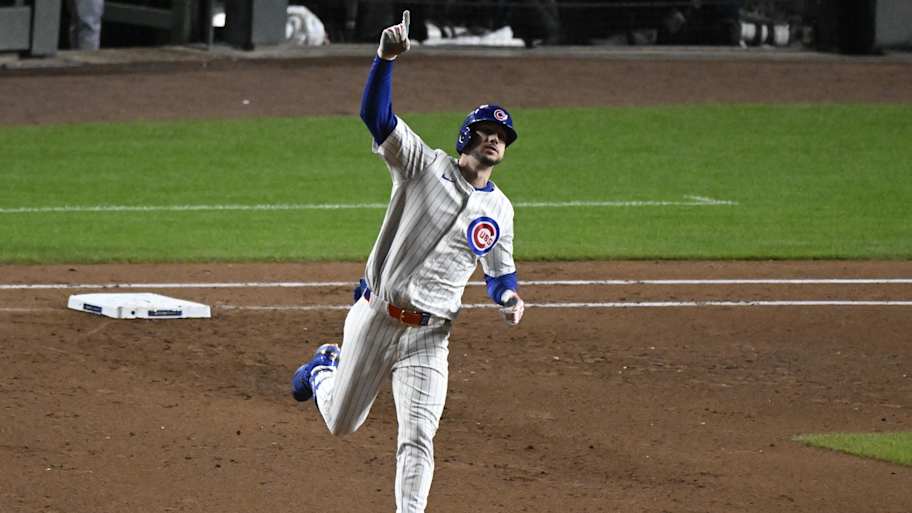 Kyle Tucker signs with Dodgers, receives limited-time Topps NOW card