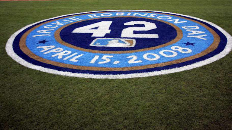 Understanding why Jackie Robinson cards could have the highest growth ...