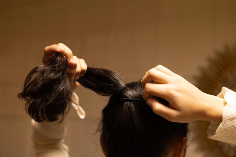 Deadline set for students to adhere to hair color policy at Walker High ...