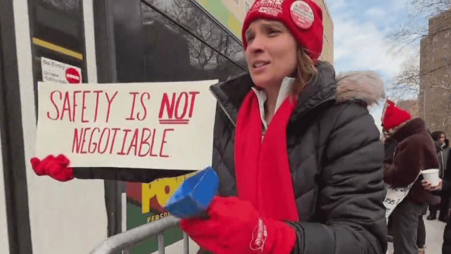 Negotiations begin, but NYC nurses strike shows little sign of ending