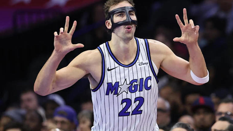 Magic head coach gives update on star's lingering soreness