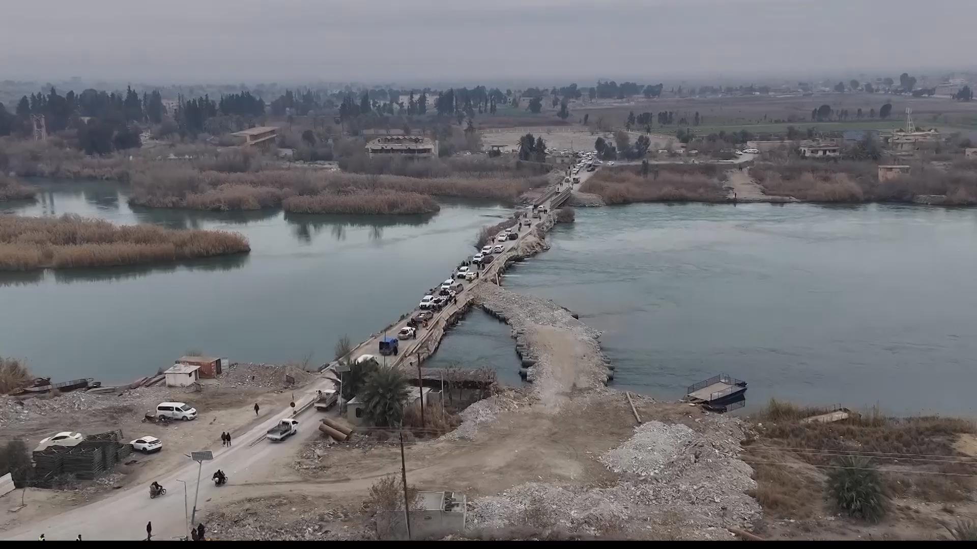 Traffic bottlenecks strain access to Deir el-Zour following government ...