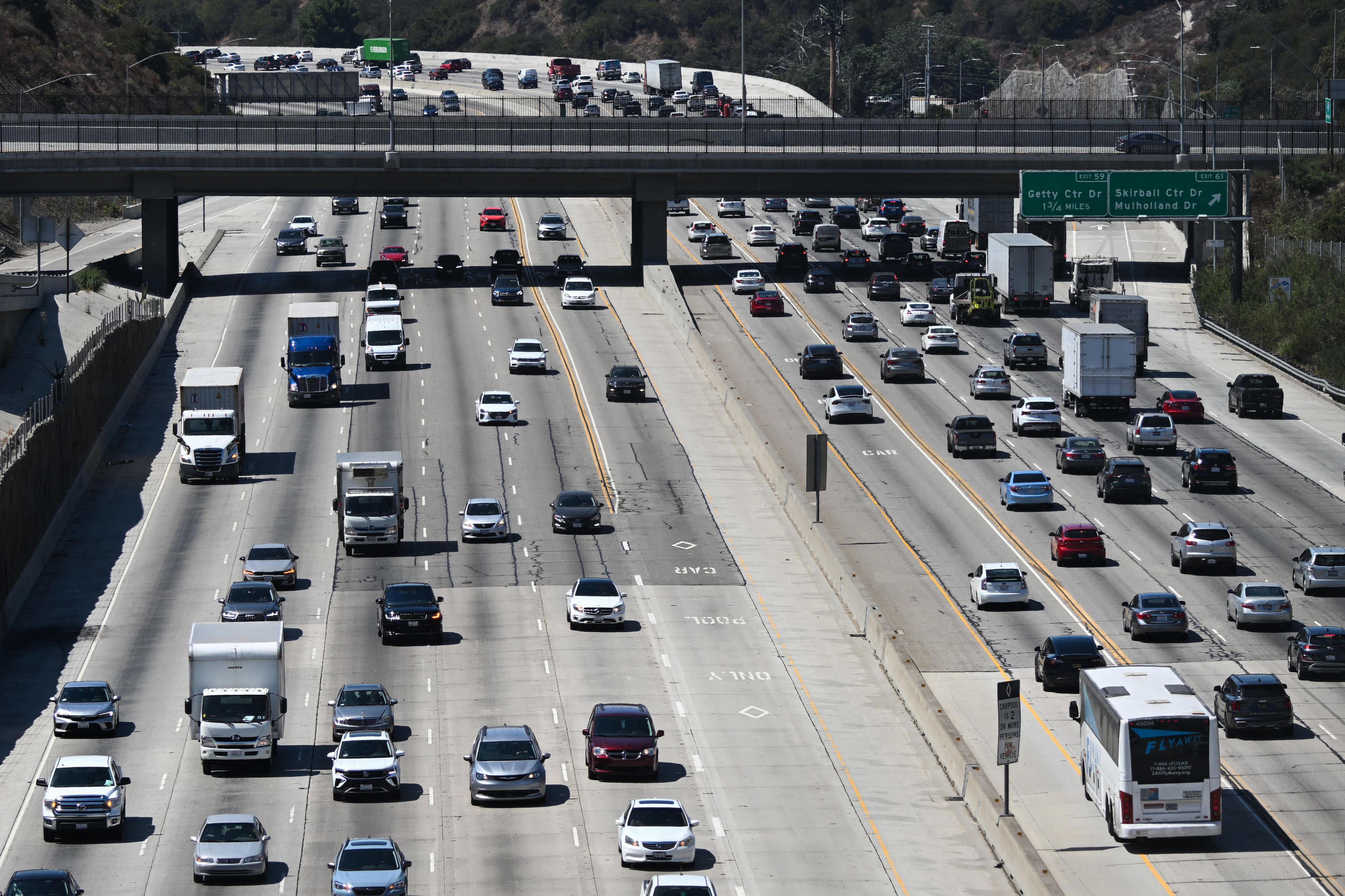 Tired of Sepulveda Pass commutes? Rail transit project takes key step