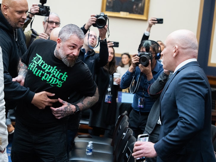 Ivan Raiklin gets in heated confrontation with ex-DC cop Michael Fanone