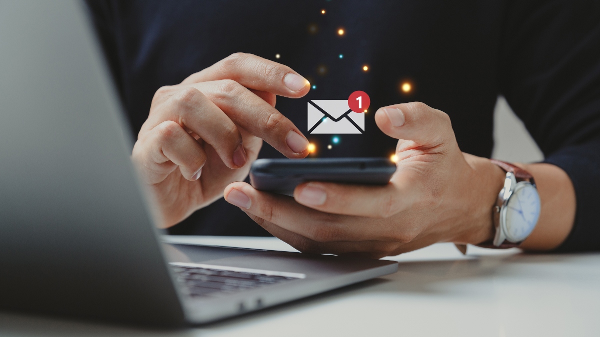 Fake evites are stealing your info-spot these red flags first