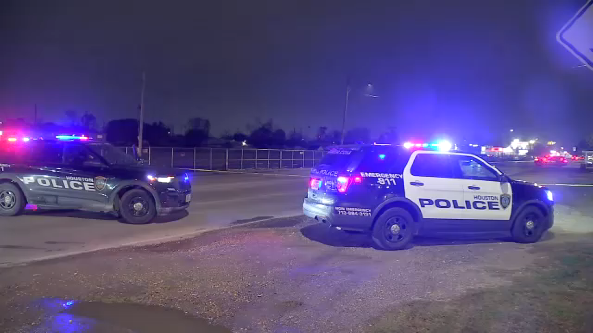 Man pushing bicycle hit and killed by vehicle in northeast Houston ...