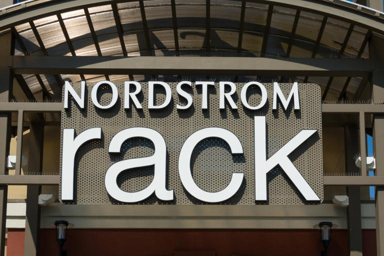 Nordstrom Rack's 'very pretty' $40 midi dress is perfect for spring and ...