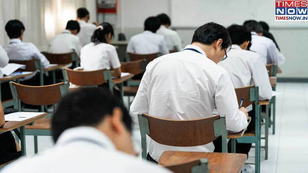 When will CBSE admit cards 2026 for regular students be issued, how to ...
