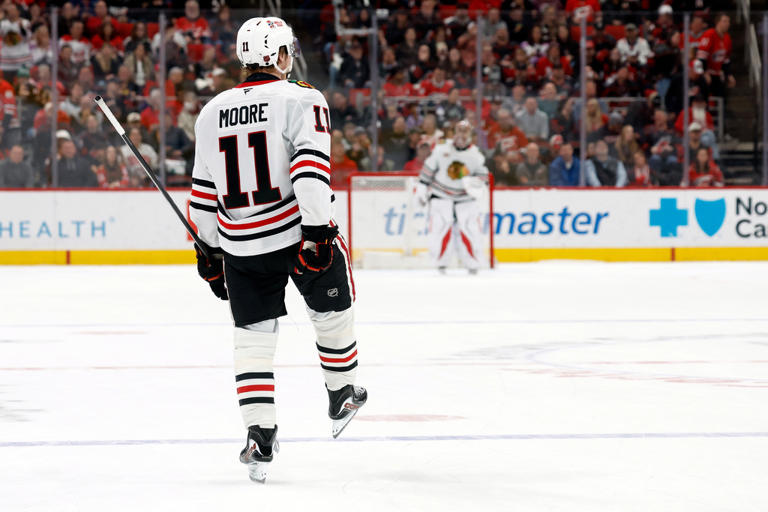 Oliver Moore scores in shootout on 21st birthday, leads Blackhawks to 4 ...