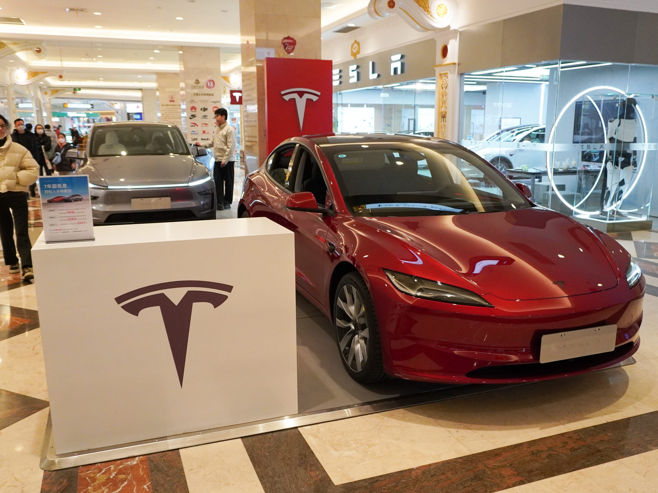 Elon Musk says subscription prices for full self-driving mode will go ...