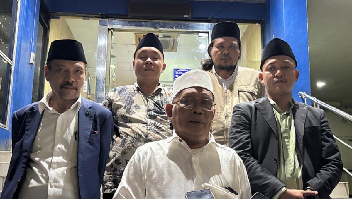 Profil KH Matin Syarkowi, laporkan Pandji Pragiwaksono ke polisi ...