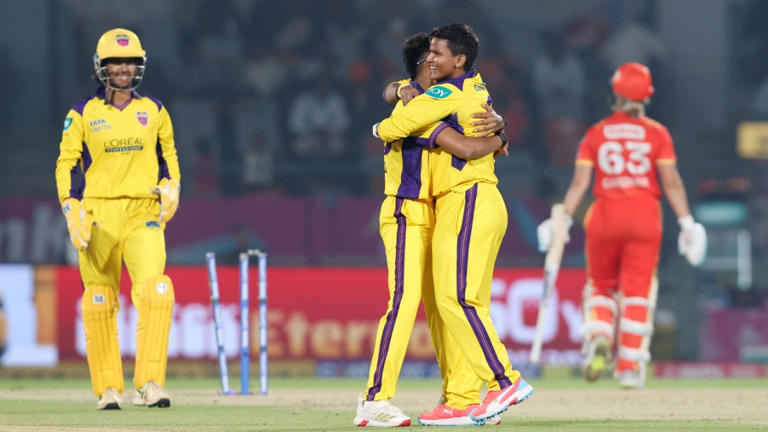 Lanning & Co fall short against dew, black-soil pitch and Giants' smarts