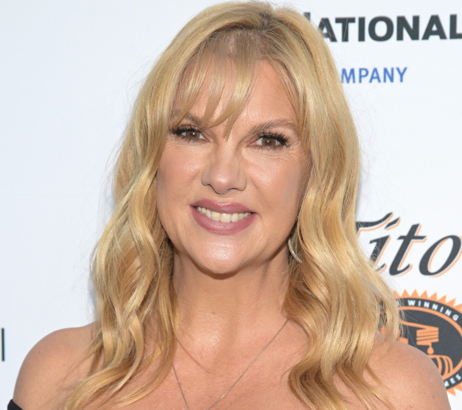 Melissa Gisoni mourns the loss of her new puppy Penny Lane due to ...